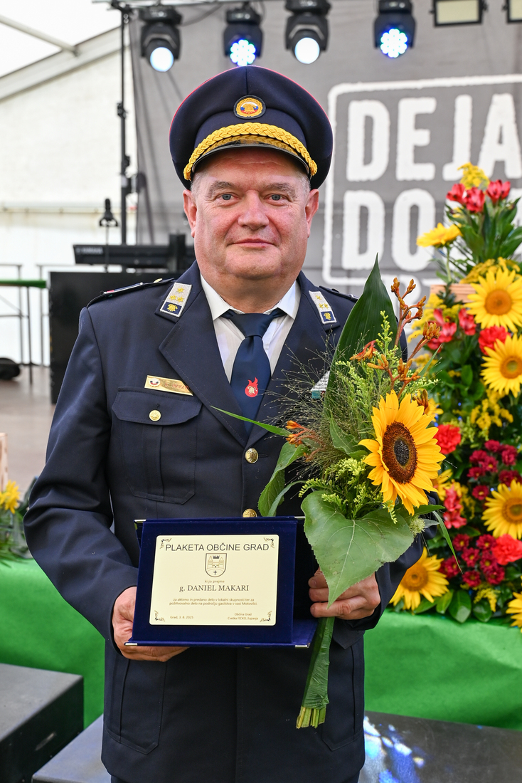 V SLOVO - DANIEL MAKARI - obcina-grad.si